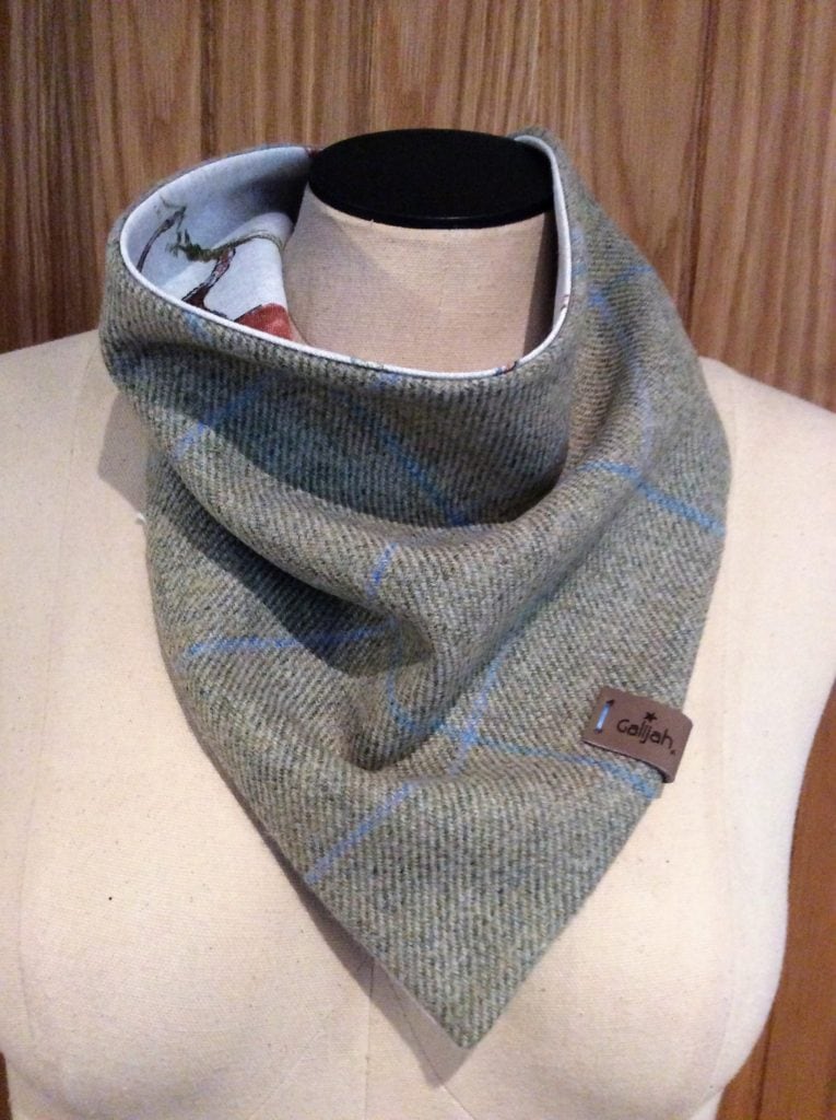 Neck Wrap Grey Tweed with Equestrian lining - Galijah
