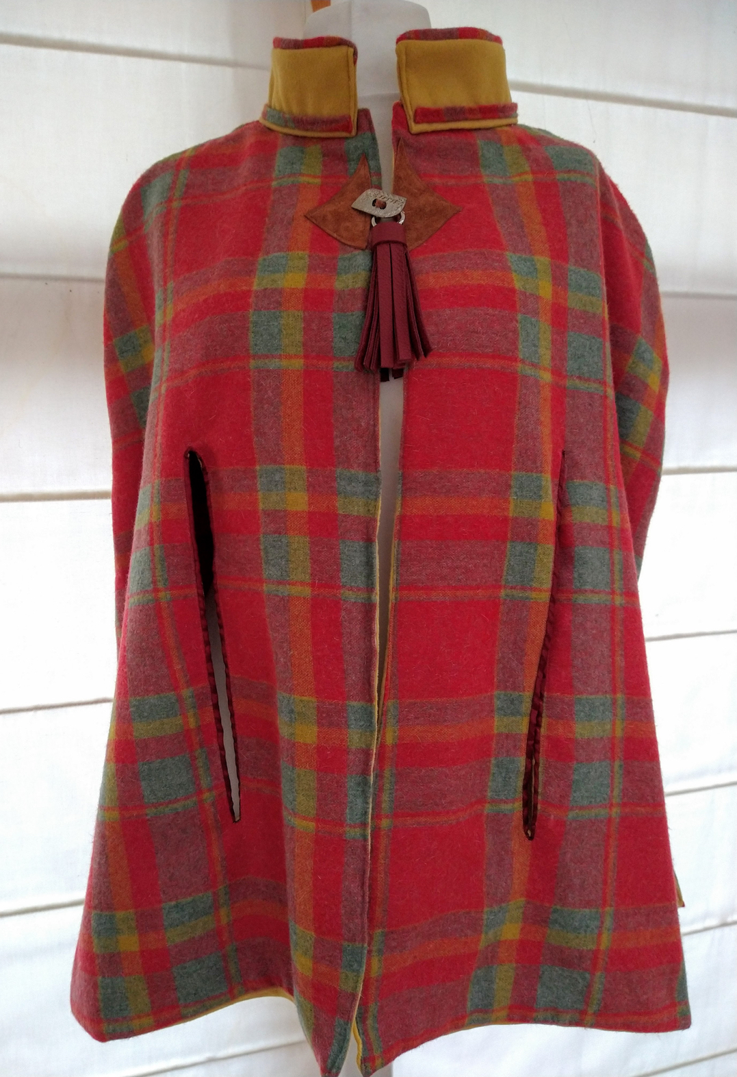Super Soft Crimson Red & Honey Tweed Wool Tailored Cape - Galijah