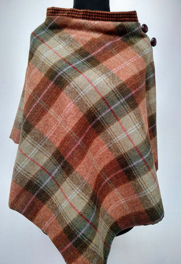Shorter Teenage Tweed Cape with Silky Green Paisley Lining - Galijah